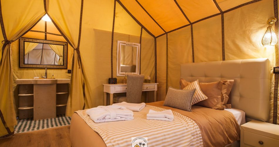 Simple Tent - Luxury Oasis Camp